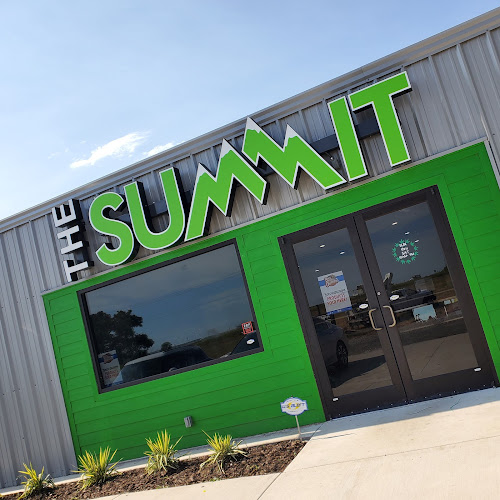 The Summit Cannabis Collective Pauls Valley, Oklahoma - Rollingcanna.com
